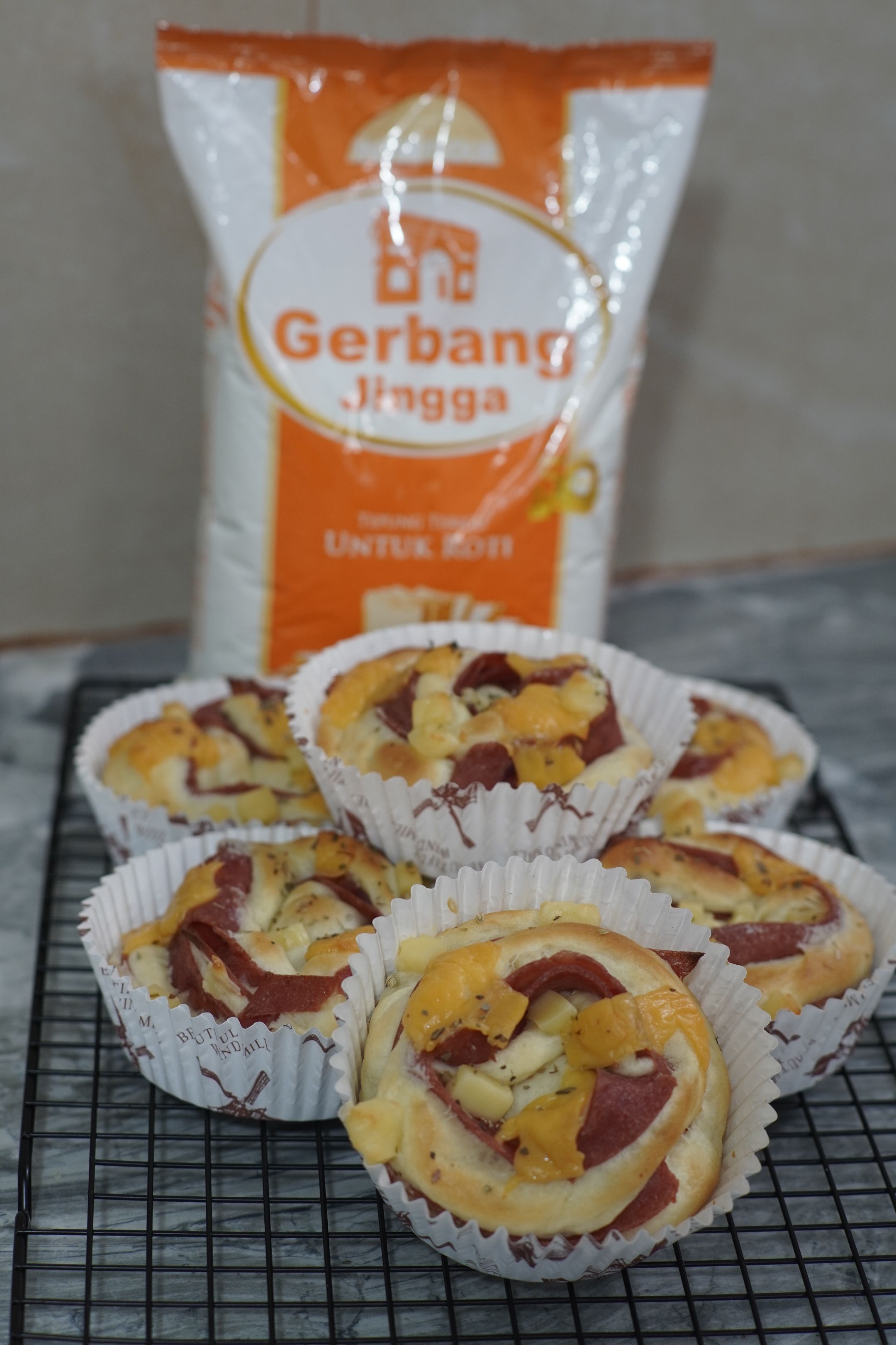 Smoked Beef Cheese Bread